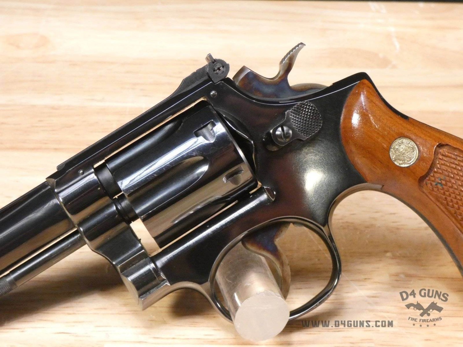 Smith & Wesson 18-3 – .22 LR | D4 Guns