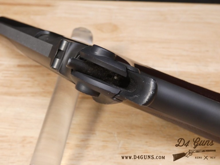 Whitney Wolverine | .22LR | 1 Magazine | | D4 Guns